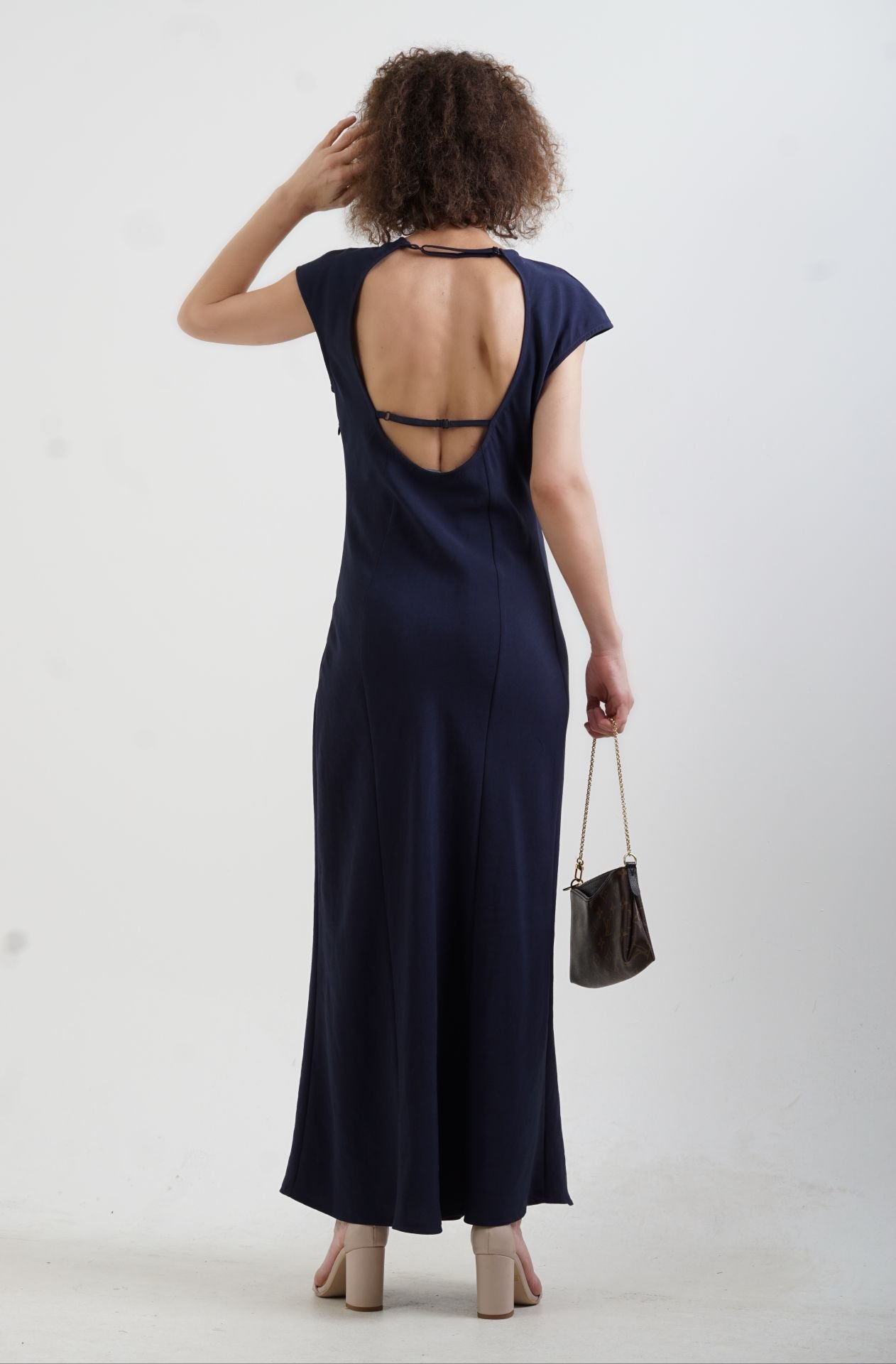 Lacivert Sırt Dekolte Tensel Keten Elbise - 1.499,90 TL